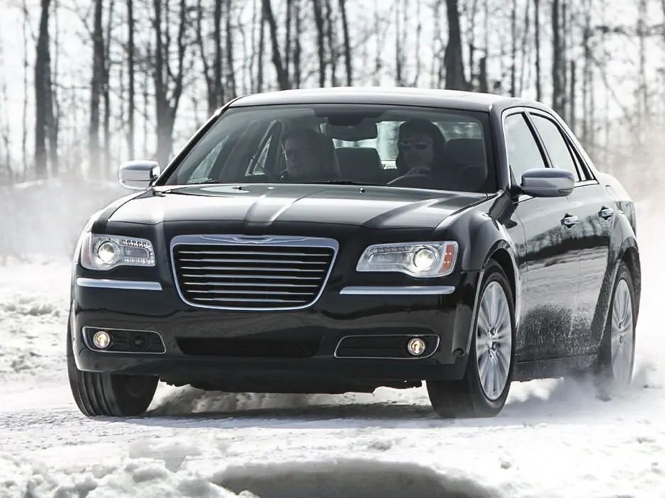 Крайслер 300С технические характеристики. Chrysler 300C комплектации и ...