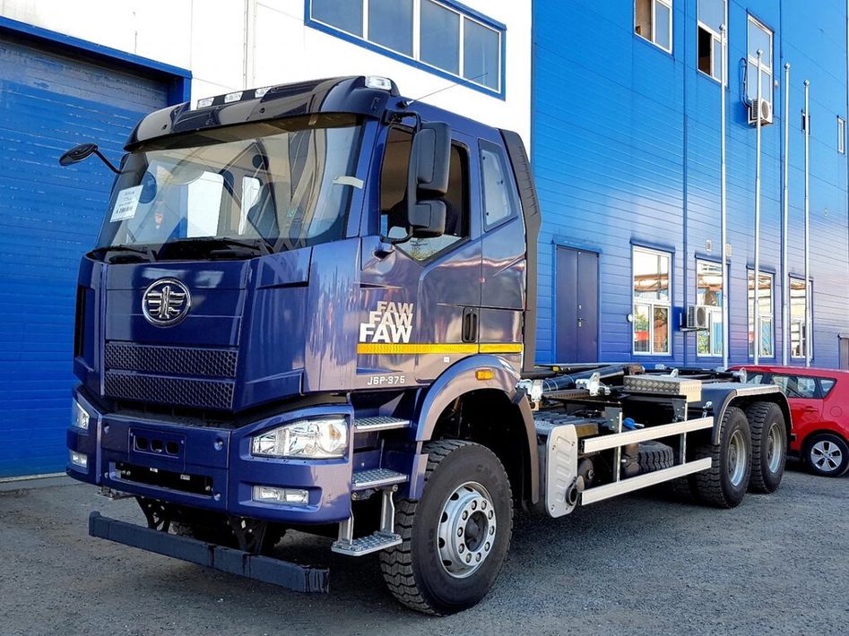 Грузовик ФАВ J6 СА3250 технические характеристики. FAW J6 CA3250 комплектации и цены фото
