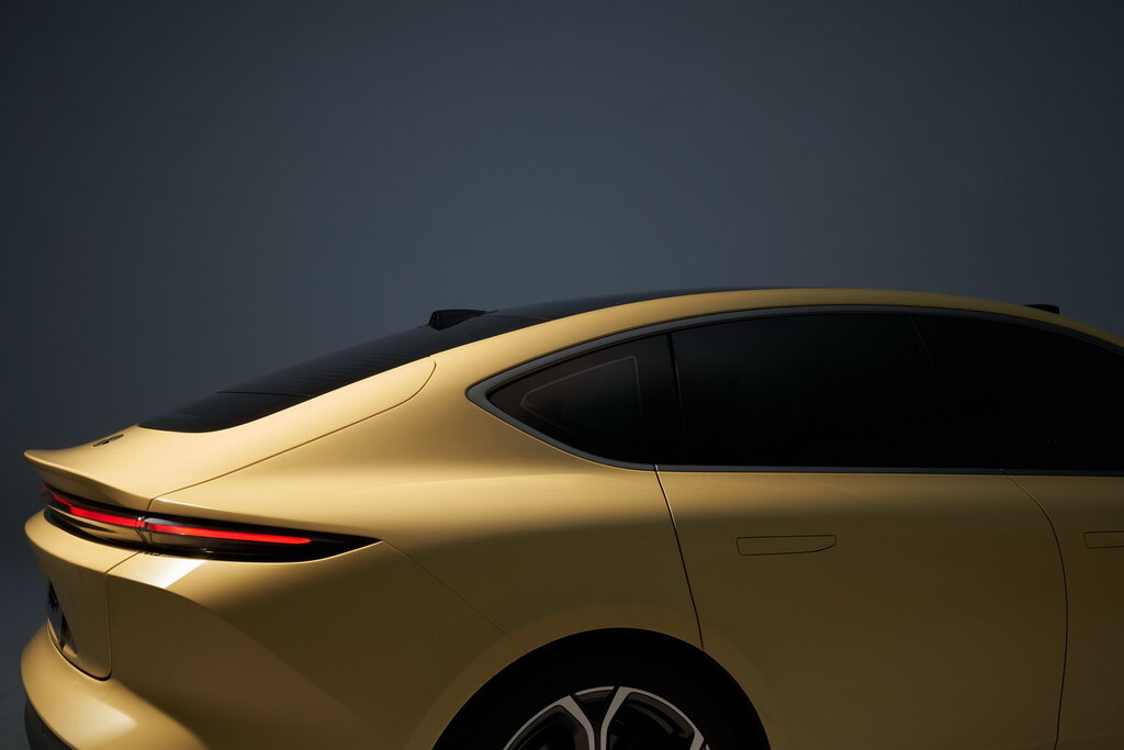 Nio ET5 2021, 2022, 2023, 2024, 2025, седан, 1 поколение технические характеристики и комплектации