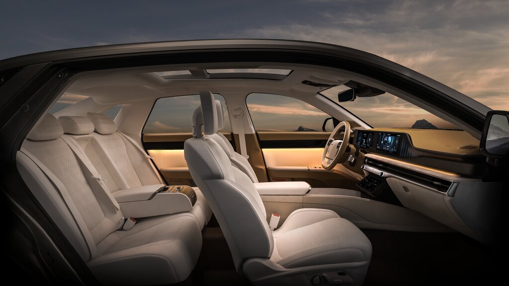 Hyundai Grandeur 2022, 2023, 2024, 2025, седан, 7 поколение, GN7 технические характеристики и ...