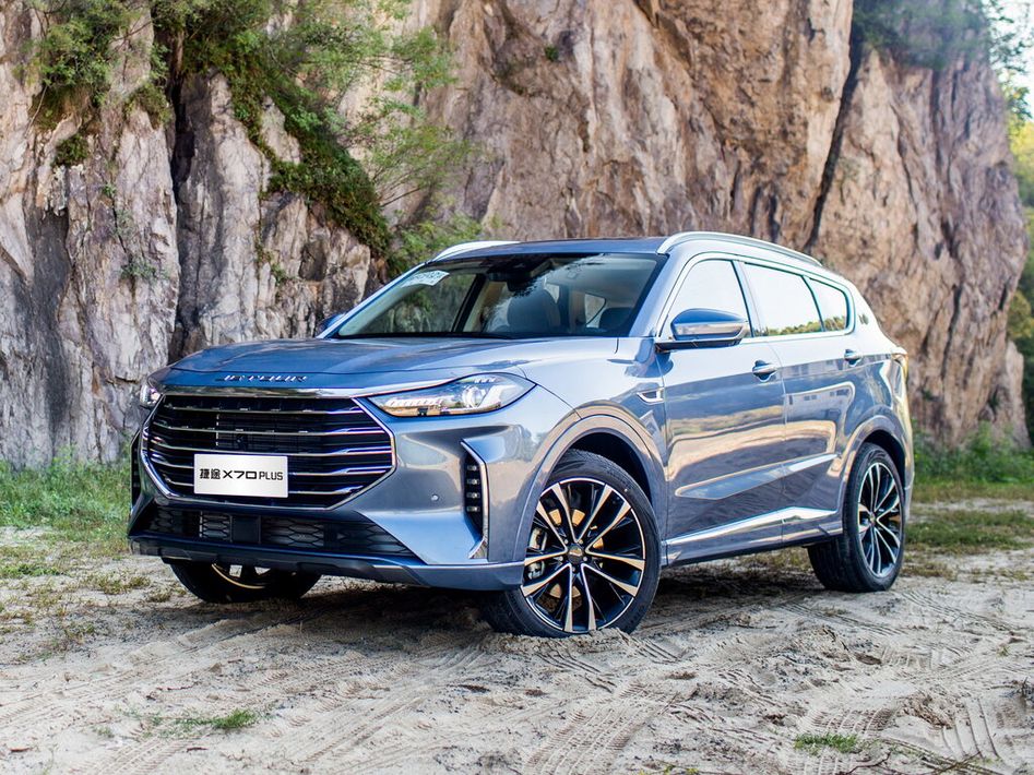 Джетур Х70 Плюс технические характеристики. Jetour X70 Plus комплектации и цены фото