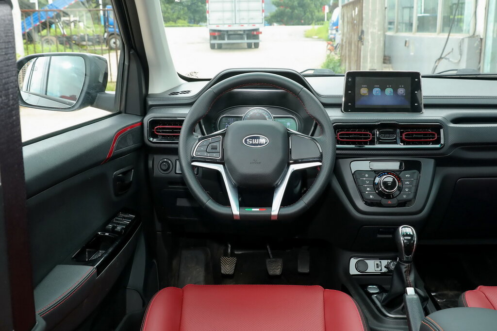 SWM Tiger 2022, 2023, 2024, 2025, джип/suv 5 дв., 1 поколение технические характеристики и ...