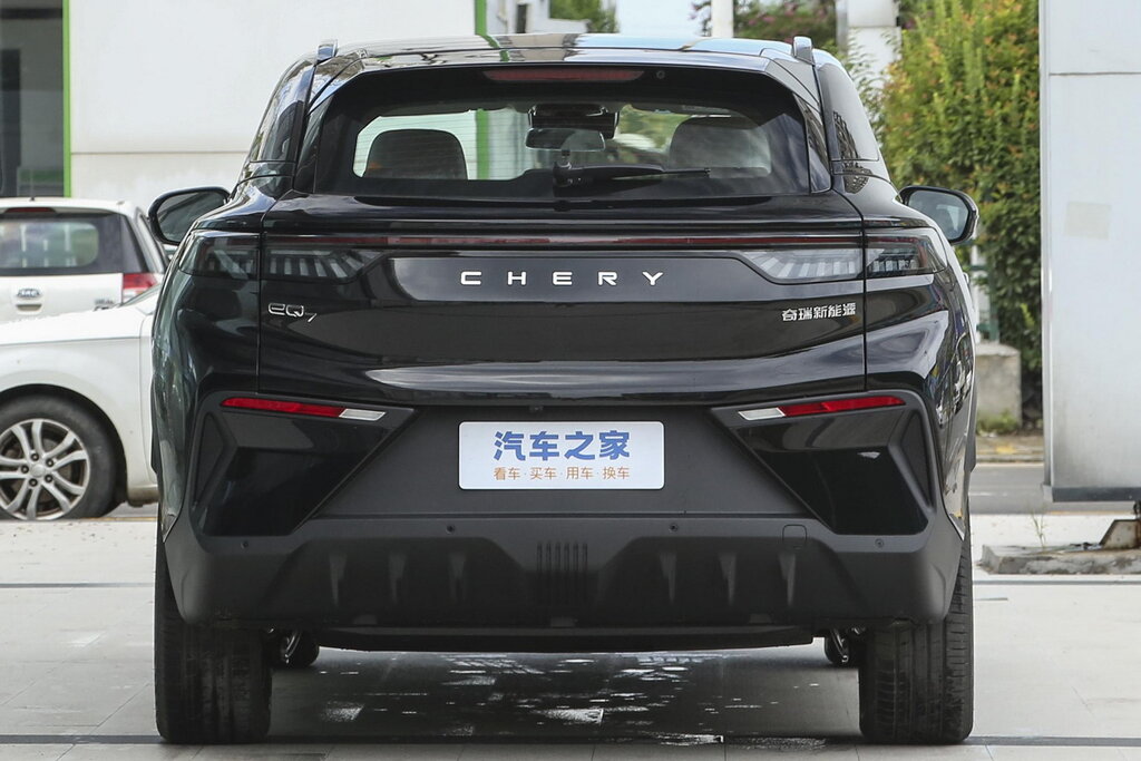 Chery eQ7 2023, 2024, 2025, джип/suv 5 дв., 1 поколение технические характеристики и комплектации