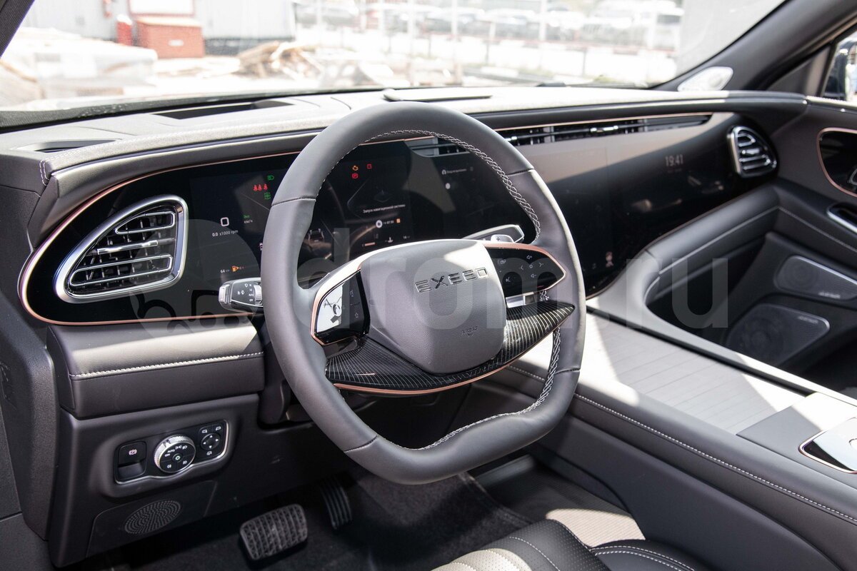 EXEED VX 2.0T AT AWD President (6 мест) (12.2023 - н.в.) - технические характеристики