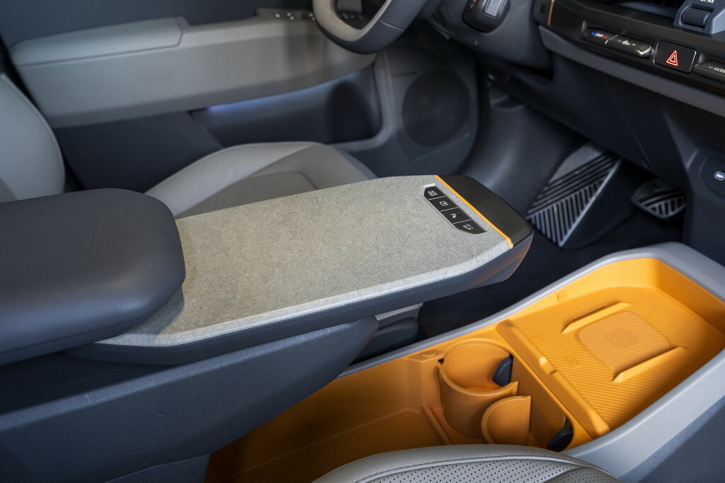 Kia EV3 2024, 2025, джип/suv 5 дв., 1 поколение, SV1 технические характеристики и комплектации