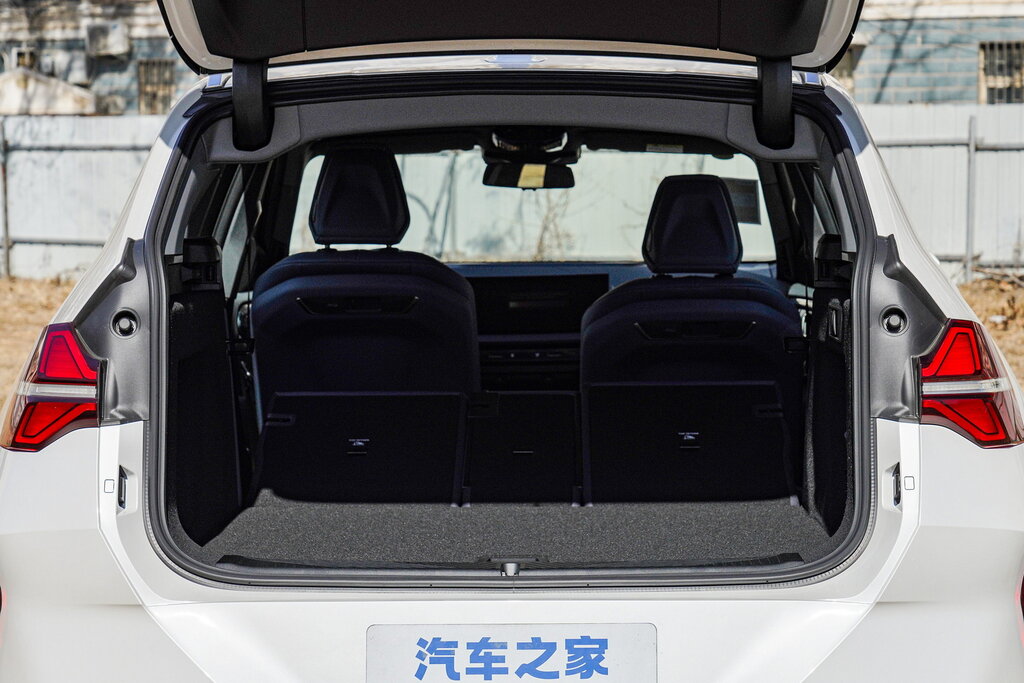 BMW X3 2024, 2025, джип/suv 5 дв., 4 поколение, G48 технические характеристики и комплектации