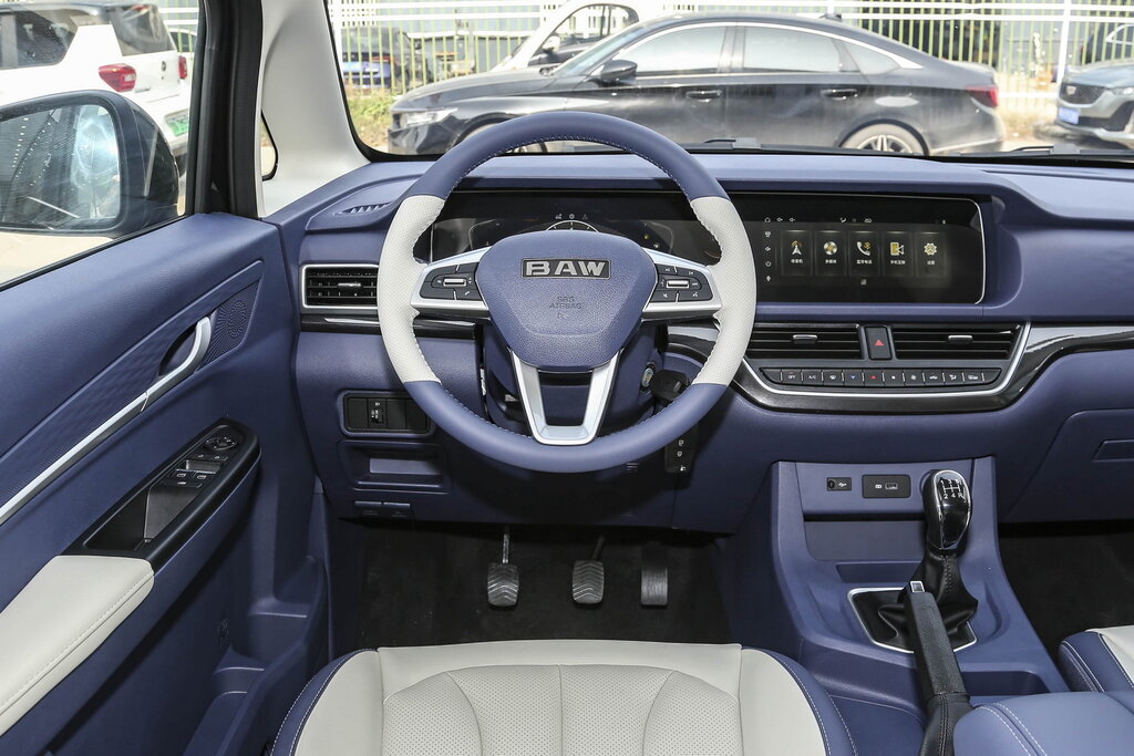 BAW MPV 2025, минивэн, 1 поколение технические характеристики и комплектации
