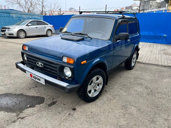 Лада Нива 2121 2012 года в Кемерово, В идеальном состоянии, механическая коробка, б/у, полный ...