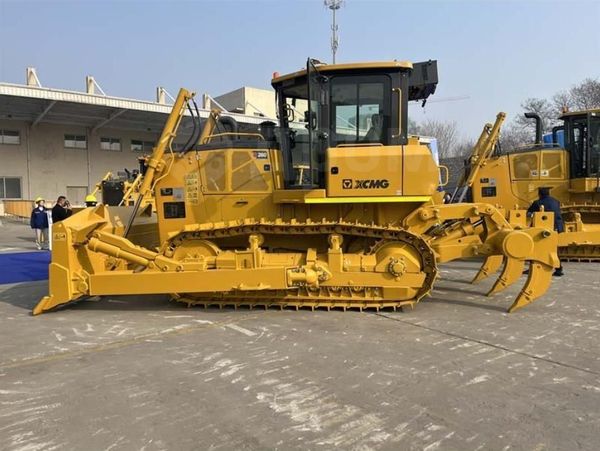 Купить XCMG D260 Бульдозер 2024 года в Новосибирске: цена 18 533 000 руб. - Бульдозеры