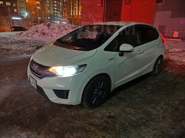 Honda Fit 2014 в Новосибирске, АКПП, бензин, гибрид, 1.5 литра, 1.5 Hybrid L Package