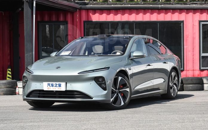 Купить НИО ЕТ7 2022 года во Владивостоке, под заказ, без пробега, электро, зеленый, комплектация ...