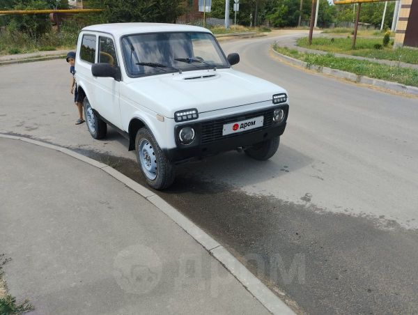 Продажа ВАЗ 4x4 2121 Нива 1999 в Ростове-на-Дону, на полном ходу сел и поехал, белый, механика ...
