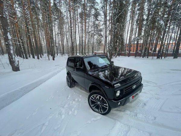 Продажа ВАЗ 4x4 2121 Нива 2021г. в Тюмени, Автосигнализация PANDORA, мкпп, 4WD, б/у, 1.7 MT Luxe ...