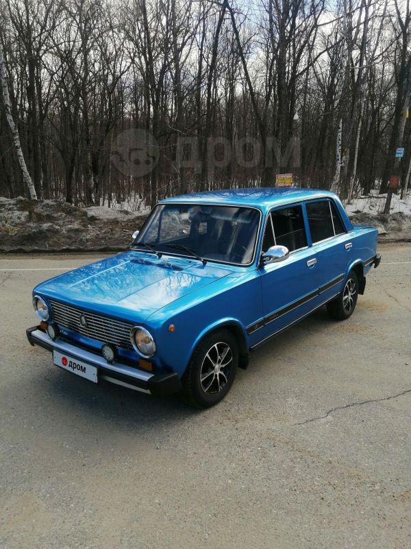 Лада 2101 1980 в Хабаровске, машина в отличном сост. резина 2 комп. лето зима новая. двигатель ...
