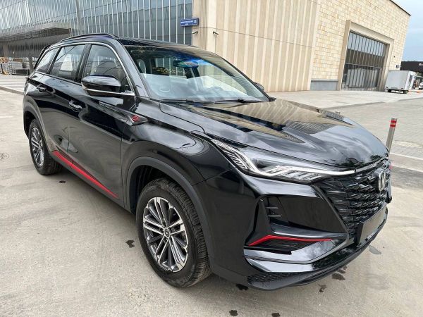 Чанган ЦС75 Плюс 2023 в Москве, Changan CS75 Plus, 23 год, акпп, бензин, не на ходу или битый