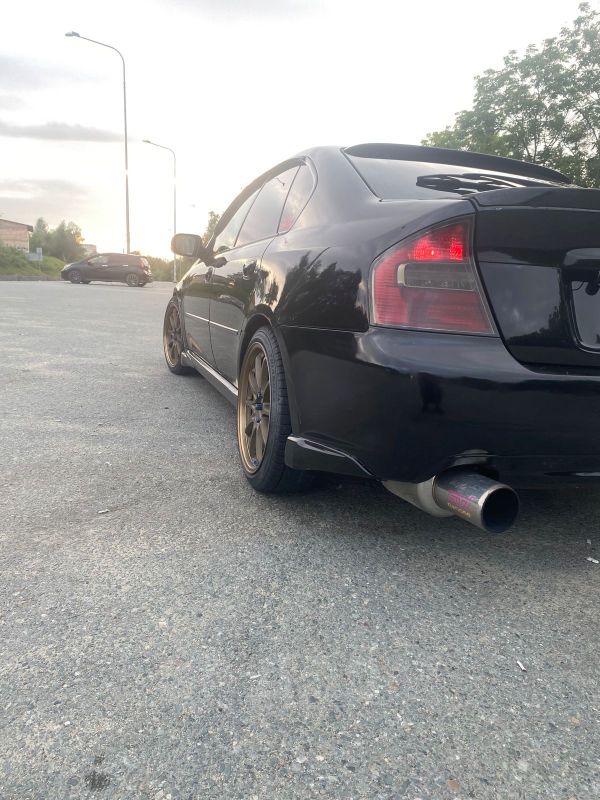 Купить авто Subaru Legacy B4 2003 года в Артёме Subaru Legacy B4 с пробегом бензин 4 вд